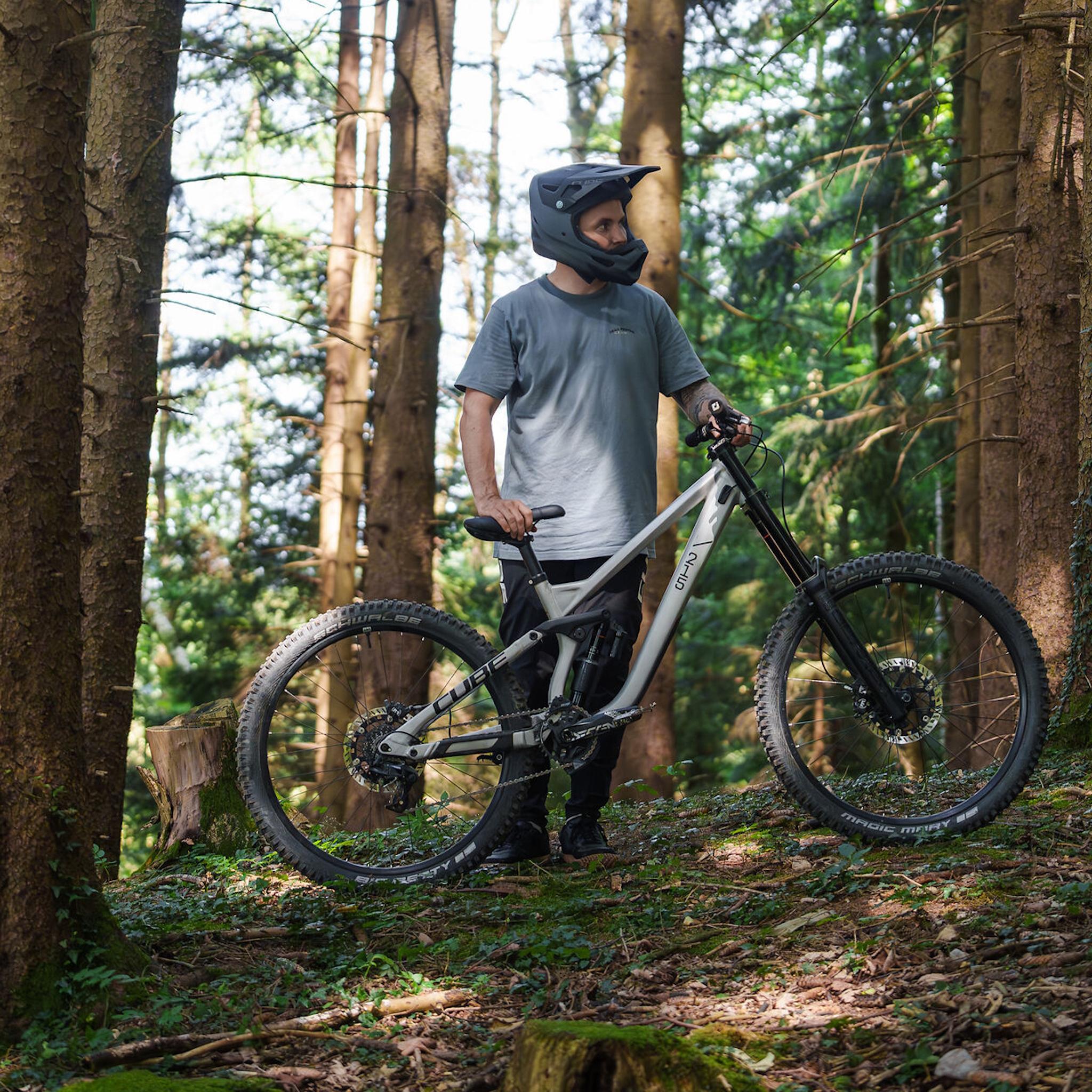Downhill Dual Suspension Bikes – 99 Bikes