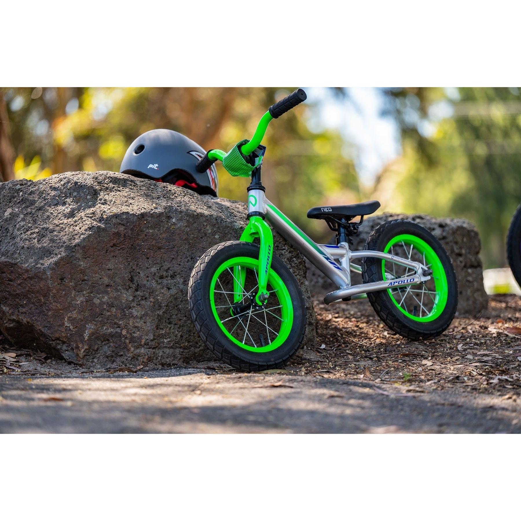 Neo+ Jr 12'' Balance Bike Silver/Neon Green/Navy Blue – 99 Bikes